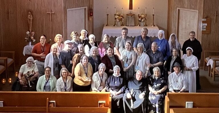 Enjoying a few days with the Sisters of Our Lady of Sorrows in Portland ...